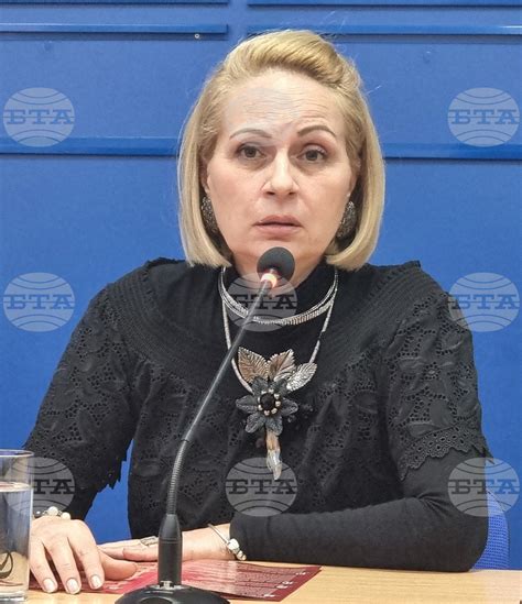 Ева Маринова е регистрирана като кандидат за кмет на община Плевен от БСП за България Утро