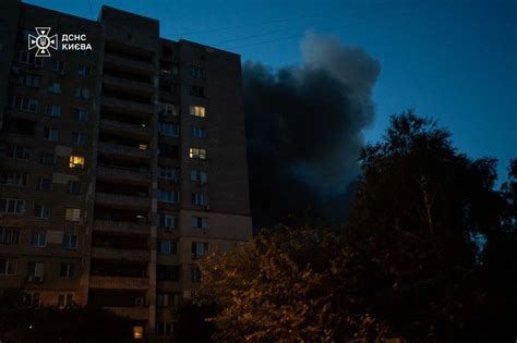 Факти 🔻 Росіяни масовано обстріляли столицю постраждали кілька районів ️ Соломянський