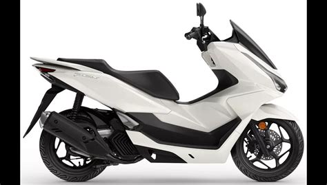 Honda Pcx125 2025 Vs Honda Pcx 125 2016