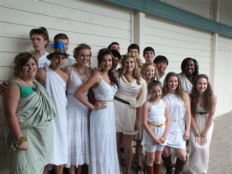 How To Make A Toga Dress Out Of A Bed Sheet At Tracy Swiderski Blog