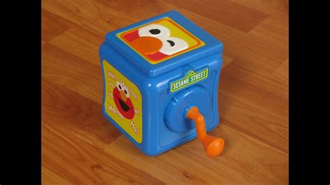 Sesame Street Elmo Jack In The Box Classic Pop Up Toy Youtube