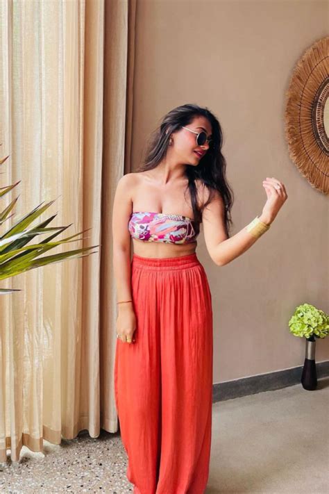36 Cute Summer Beach Outfits Thatll Make Waves Everywhere
