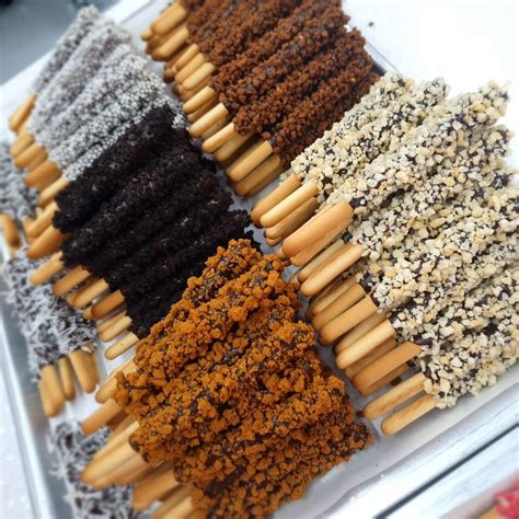 두헤브마카롱 상어가족마카롱 할아버지 할머니 아빠 엄마 애기 대가족이네요~~~ Facebook