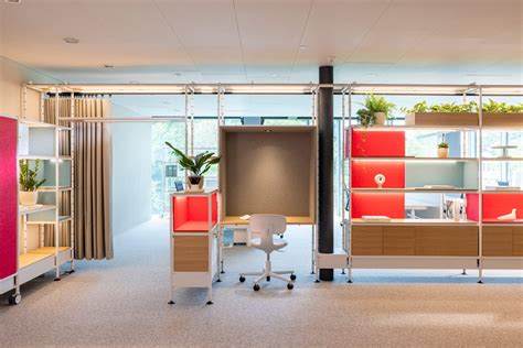 Visplay Launches Modular Furniture For Modern Workplace Planning