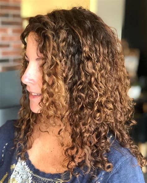 27 Modern Spiral Perms That Add Texture And Dimension 59 Off