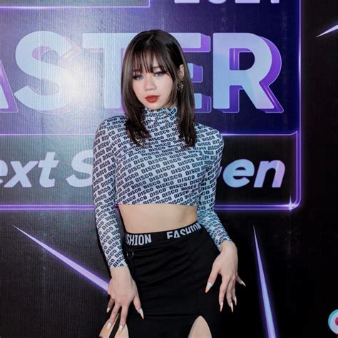 Hot Tiktoker H N I Ph N Ng Khi B T Ng B V Ng Tin N Nh Y C M