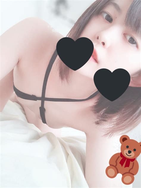 美人なパイパン貧乳お姉さんがつるつるおま こスジ顔付きエロ自撮り みんくちゃんねる