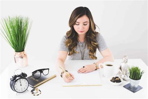 Content Upgrades To Quickly Grow Your List Angela Giles