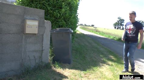 Flirting Leads To Anal Sex For Vanille When She Make