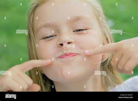Macht Gesichter Fotos Und Bildmaterial In Hoher Auflösung Alamy