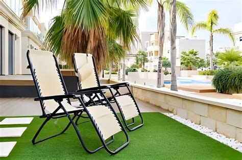 How To Lay Artificial Grass On Decking Green Grass Store