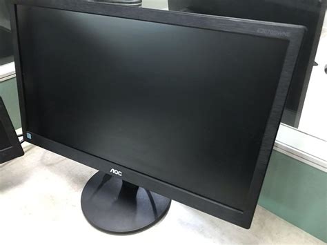 AOC Computer Monitor LED 20 Classic Computers Tech Parts Accessories Monitor Screens On