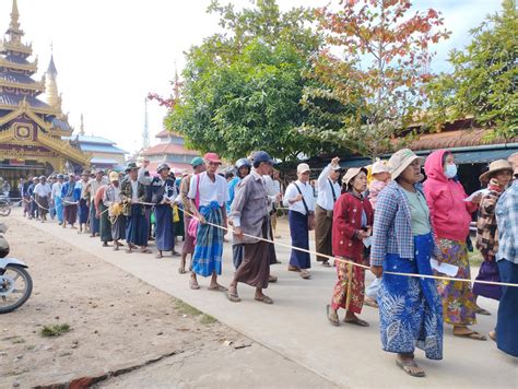 ဗုဒ္ဓဘာသာဝင်များ အထွတ်အမြတ်ထားရာ စေတီပုထိုးများ၊ ဗုဒ္ဓဆင်းတုတော်များအား ဖျက်ဆီးစော်ကားနေသည့် အက