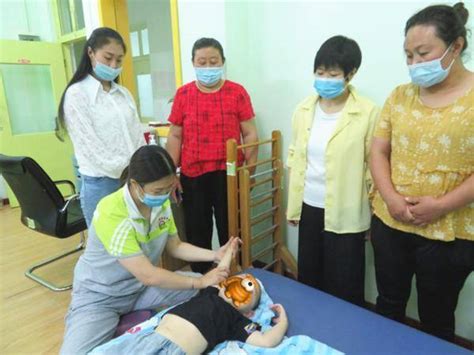 开封市残疾儿童康复中心开展家庭ot康复手技培训患儿