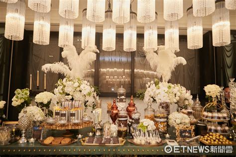 吳中天鑽頭紗疼愛眼神看楊子姍！「慢動作」低頭深吻甜爆 Ettoday星光雲 Ettoday新聞雲