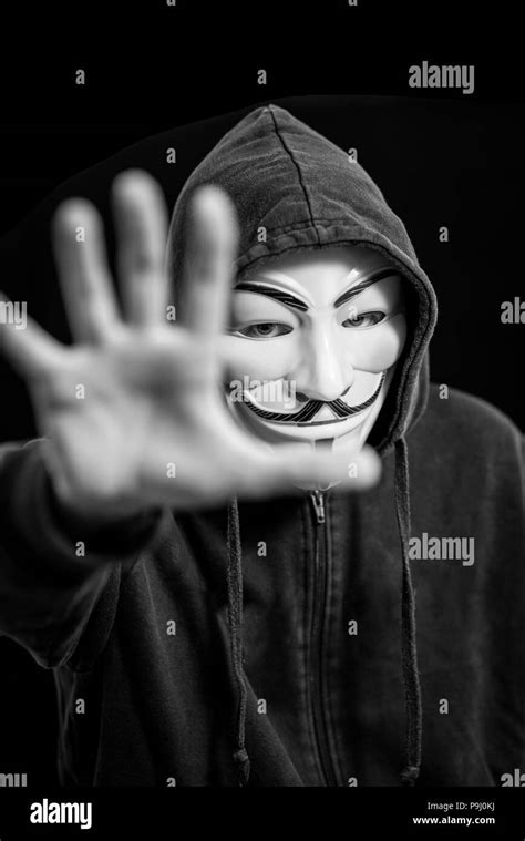 Anonymous Hacker Profile Picture