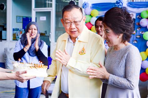 บริษัท ไทยแพ็คเกจจิ้ง แมนูแฟ็กเจอเรอร์ จำกัด จัดงานเลี้ยง วันคล้ายวันเกิด ประธานบริษัท