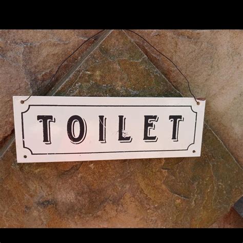 Металева табличка Toilet — ціна 75 грн у каталозі Декоративні елементи Купити товари для дому