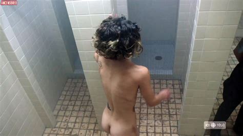 Naked Sabrina Bégin Tejeda in Unité