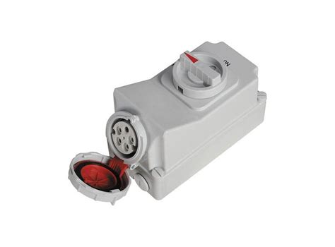 Cee Switched Interlock Socket 5 Pole 16a Ip67