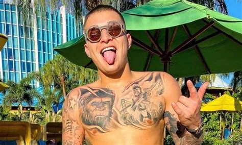 Após Polêmica Na Disney Mc Gui Ostenta Carro De R 1 Milhão Polêmica Paraíba