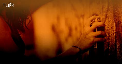 ศาลพัทยาพิพากษาจำคุกกระทงละ 3 ปี “พนิดา” คดี ม 112 ถูกกล่าวหาพ่นสีสเปรย์ใต้ฐานรูป ร 10 ก่อนให้รอ