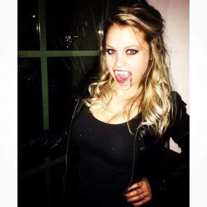 Sexy Busty Blonde Porn Pic