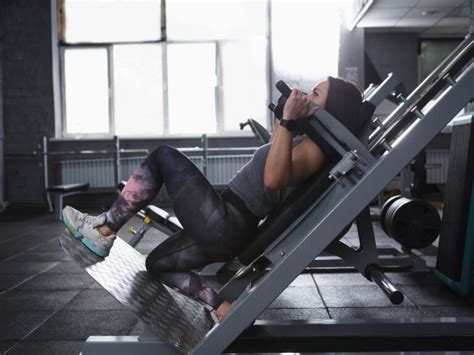 6 Best Quad Isolation Exercises For Athletic Legs The Fitness Phantom