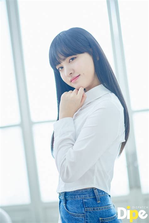 221002 Ive Liz Red Cross Everyone Campaign Photoshoot By Dispatch Kpopping