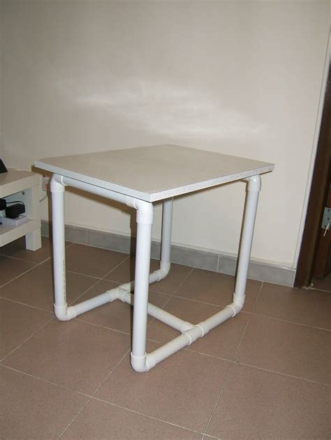 Стол из пластиковых труб своими руками идеи полок стеллажей из