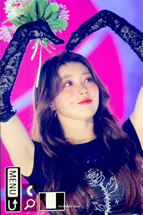 Xiaoting At Kep1ers Japanese Debut Showcase Twinkle Star Twinkle