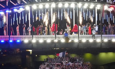 Мрежата за откриването на Олимпиадата Гей парад с хорър елемент пародия и вакханалия ᐉ Новини