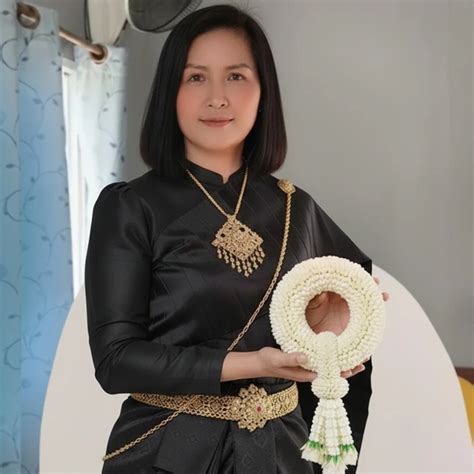 หมอลำขวัญใจแฟนแฟน ‼️มาเติมความสุขจากบ้านเคยอยู่อู่เคยนอนครับ แมนจักรพันธ์ แม่ติ๋ม ระเบียบ