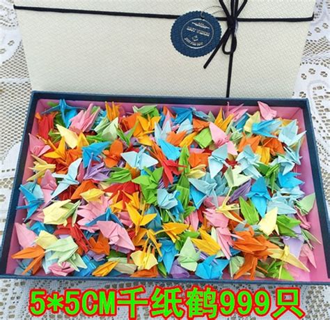 用糖纸做千纸鹤 糖纸千纸鹤 第3页 大山谷图库