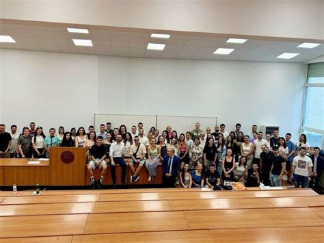 Тази седмица държавен изпит по специалността положиха бакалаврите по Международни икономически