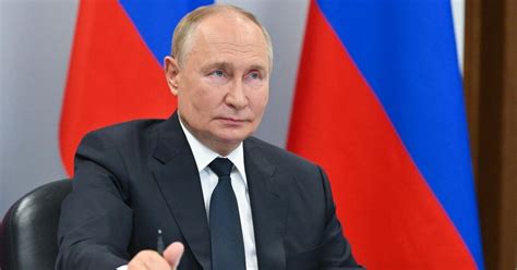 Путин поручил подписать договор о гарантиях безопасности с Белоруссией