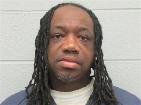 Michigan Sex Offender Cuts Off Gps Ankle Bracelet While Out On Parole Before Sexually Assaulting