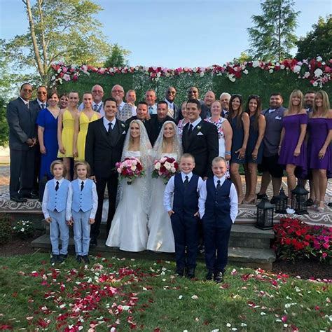 Identical Twin Sisters Marry Identical Twin Brothers And Everyone Is