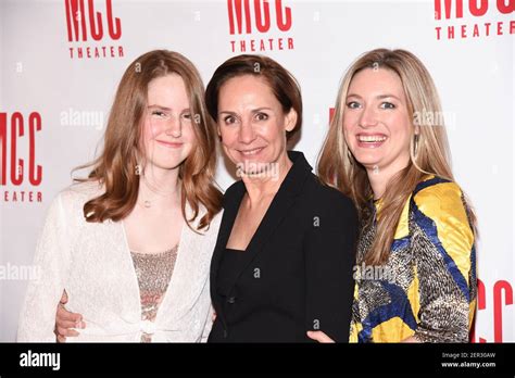 Laurie Metcalf Daughter