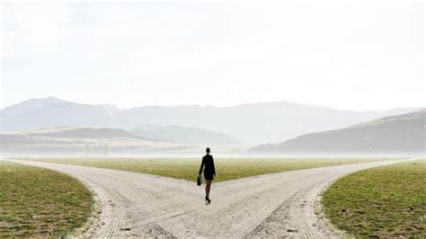 Како да се одлучите меѓу двајца квалитетни кандидати за пополнување на позиција Esi Mk