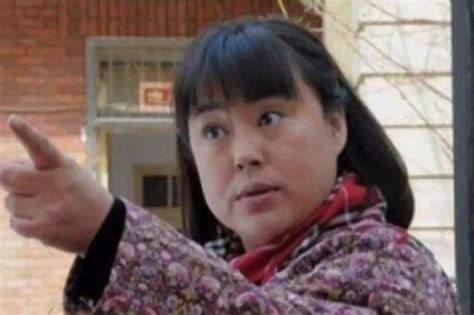 李菁菁与小21岁老公刘振宣布离婚 目前已经分居凤凰网