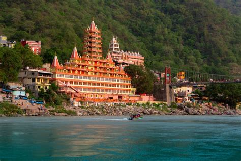 नीलकंठ महादेव मंदिर हरिद्वार के दर्शन की पूरी जानकारी Neelkanth
