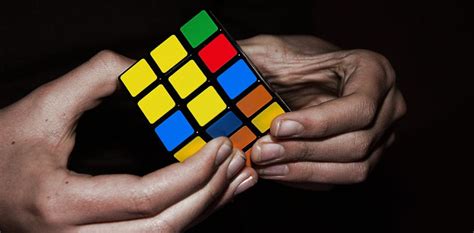 how to solve a rubik s cube in five seconds