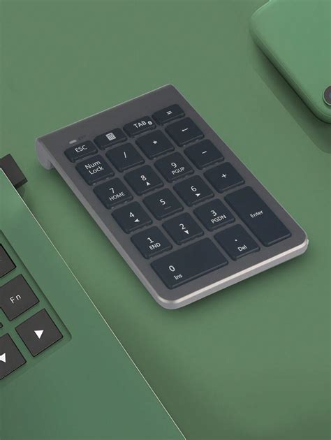 B038 Wireless Number Pads Numeric Keypad Numpad 22 Keys Portable Bluetooth Financial Accounting