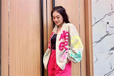 Profil Biodata Bunga Permata Lengkap Asal Umur Dan Agama Lagi Trending