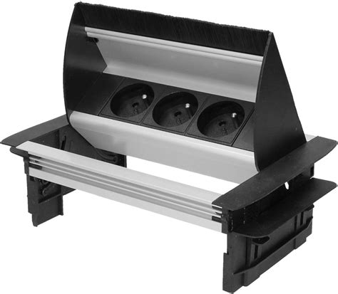 Orno Ae 1361 Retractable Socket Strip 3 Way 1 8 M Cable Length Type E French Socket Silver