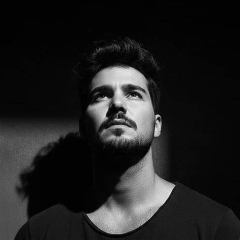 𝐀𝐥𝐢 𝐀𝐥𝐩𝐡𝐚 Alliialpha On Threads