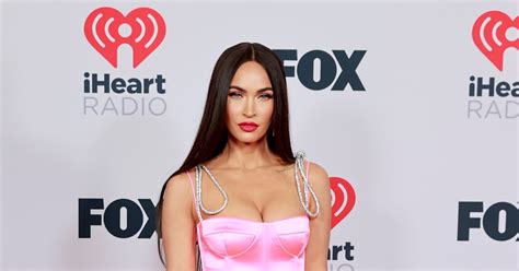Megan Foxs 2021 Pride Instagram Post Celebrates Her Bisexuality