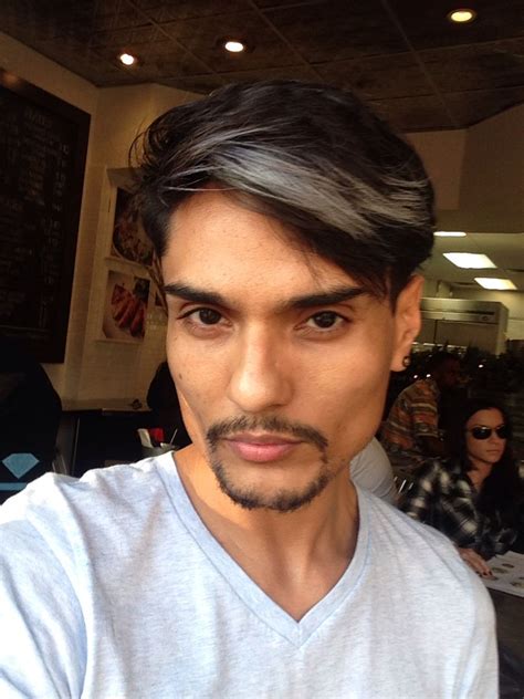 Pin By Mary Cooper On Hair2 Brown Hair Men Hair Streaks Mens Hairstyles