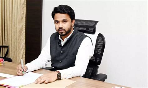 Prasanna Venkatesh Thanks Everyone As He Is Relieved